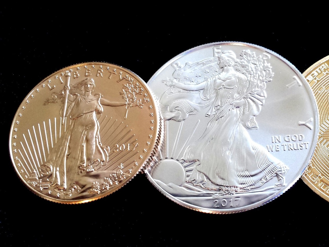 10 Criteria for Selecting Gold and Silver Coins for IRA - Eazy Investing